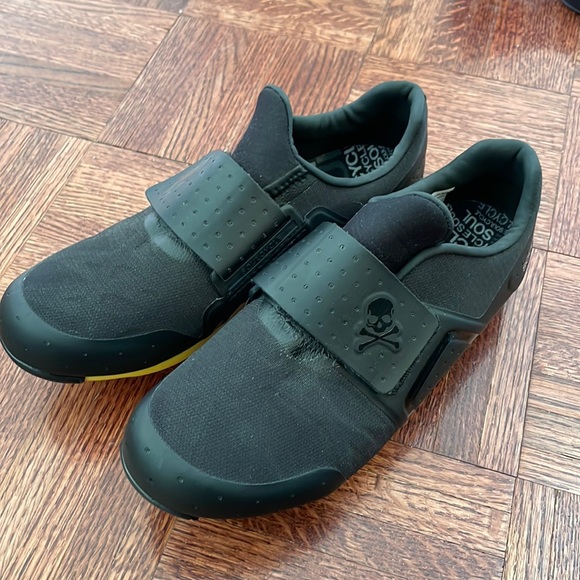 soulcycle | Shoes | Barely Worn Soulcycle Shoes Size 39 75 In Womens Us ...